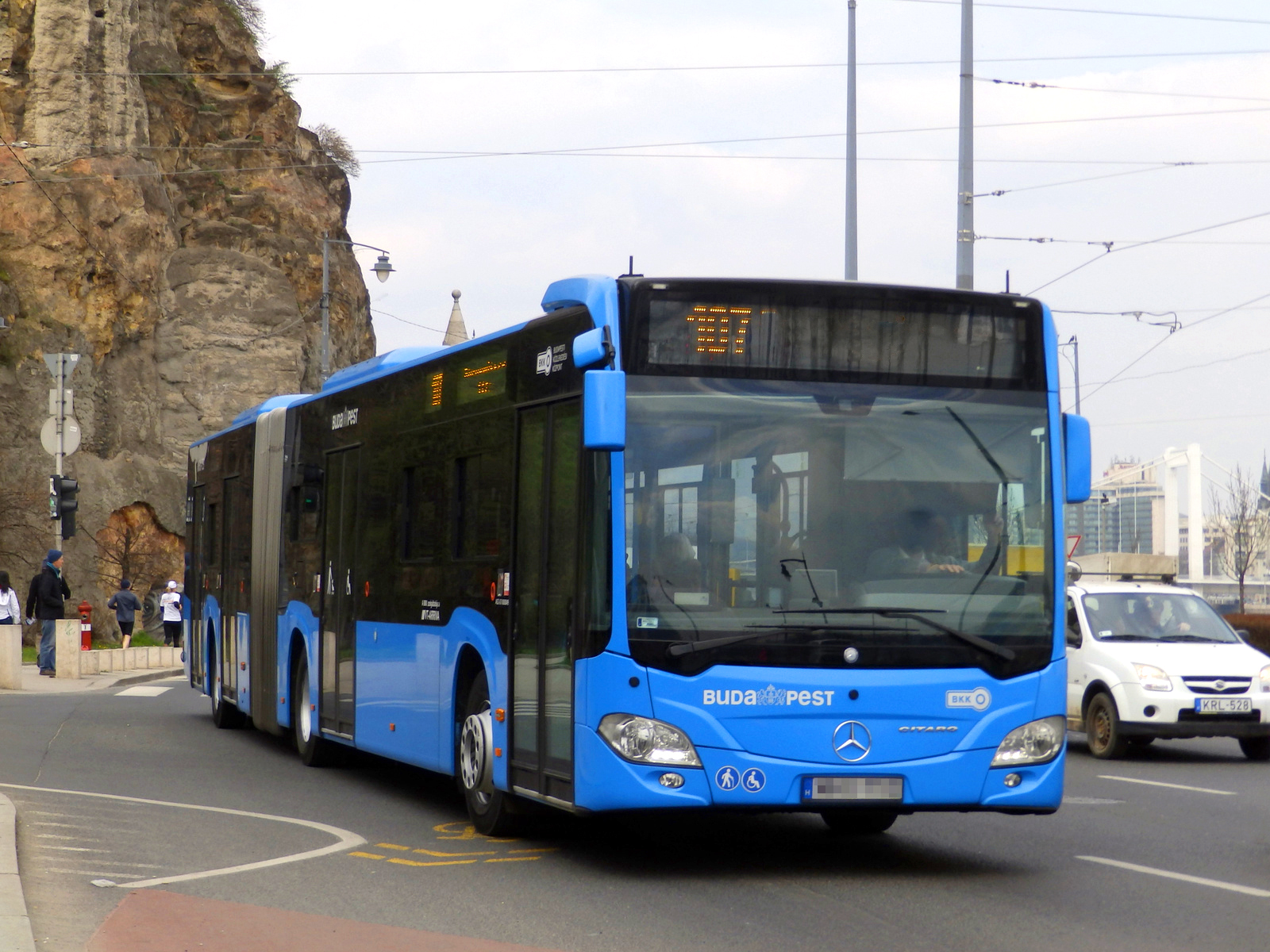 Új buszjárat a BudaPartra | Újbuda